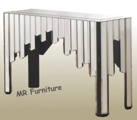 China Comb Design Mirrored Console Table For Living Room Glass Mirror Finish supplier