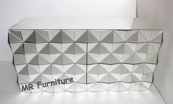 China 3D Faceted Mirrored Bedroom Chest With 8 Drawers Wooden Material Body supplier