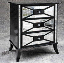 China Black Hollywood Mirrored Night Stands For Bedroom 4mm Mirror Thickness supplier