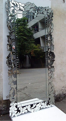 China Handmade Rectangular Venetian Mirror , Home Decorative Antique Venetian Mirror supplier