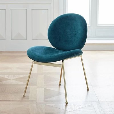 China Modern round back velvet upholstery dining chair for home restaurant supplier