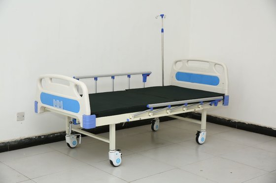 China Hot selling New Arrival 2 Cranks Manual Nursing Bed Multifunctional Medical Hospital Bed supplier