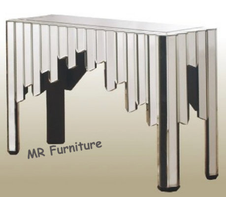 Comb Design Mirrored Console Table For Living Room Glass Mirror Finish supplier